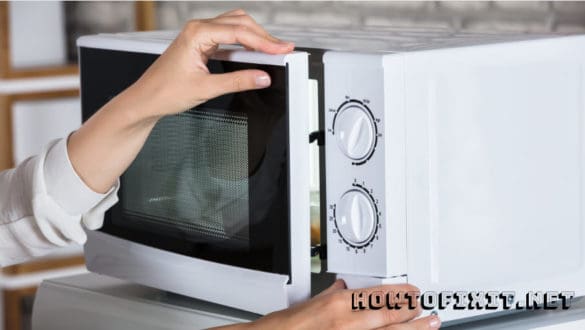 [Solved] Microwave Not Working, But Has Power. 9 easy Things to Check ...