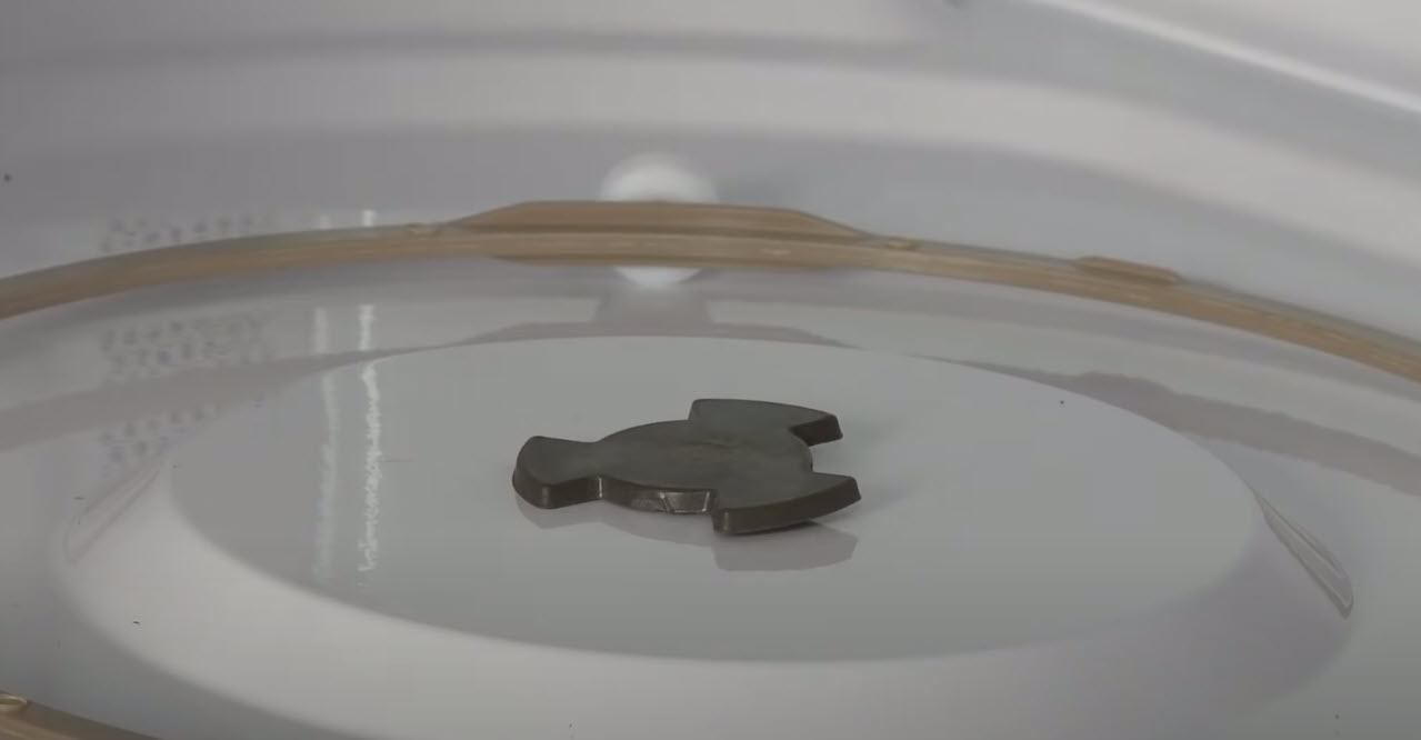 Microwave Turntable Not Turning- 5 causes and easy fix - How To Fix It