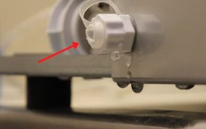3 Reasons Why Ice Maker Is Leaking Water On Floor - How To Fix It