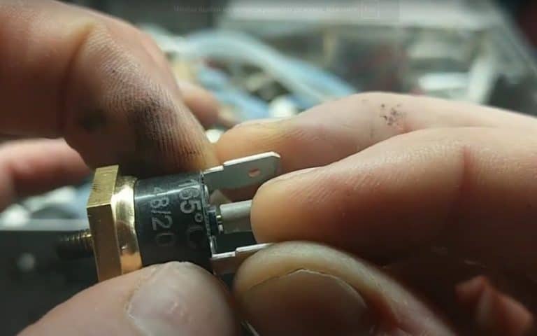 3 Reasons Why Coffee Machine Not Working After Descaling - How To Fix It