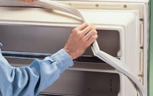 How To Reduce and Prevent Moisture in the Freezer? – DIY Appliance ...